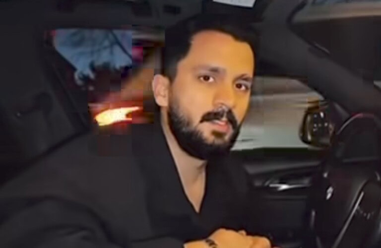 Rajab Butt Gets Trolled for Overacting About Missing Pakistan | Reviewit.pk