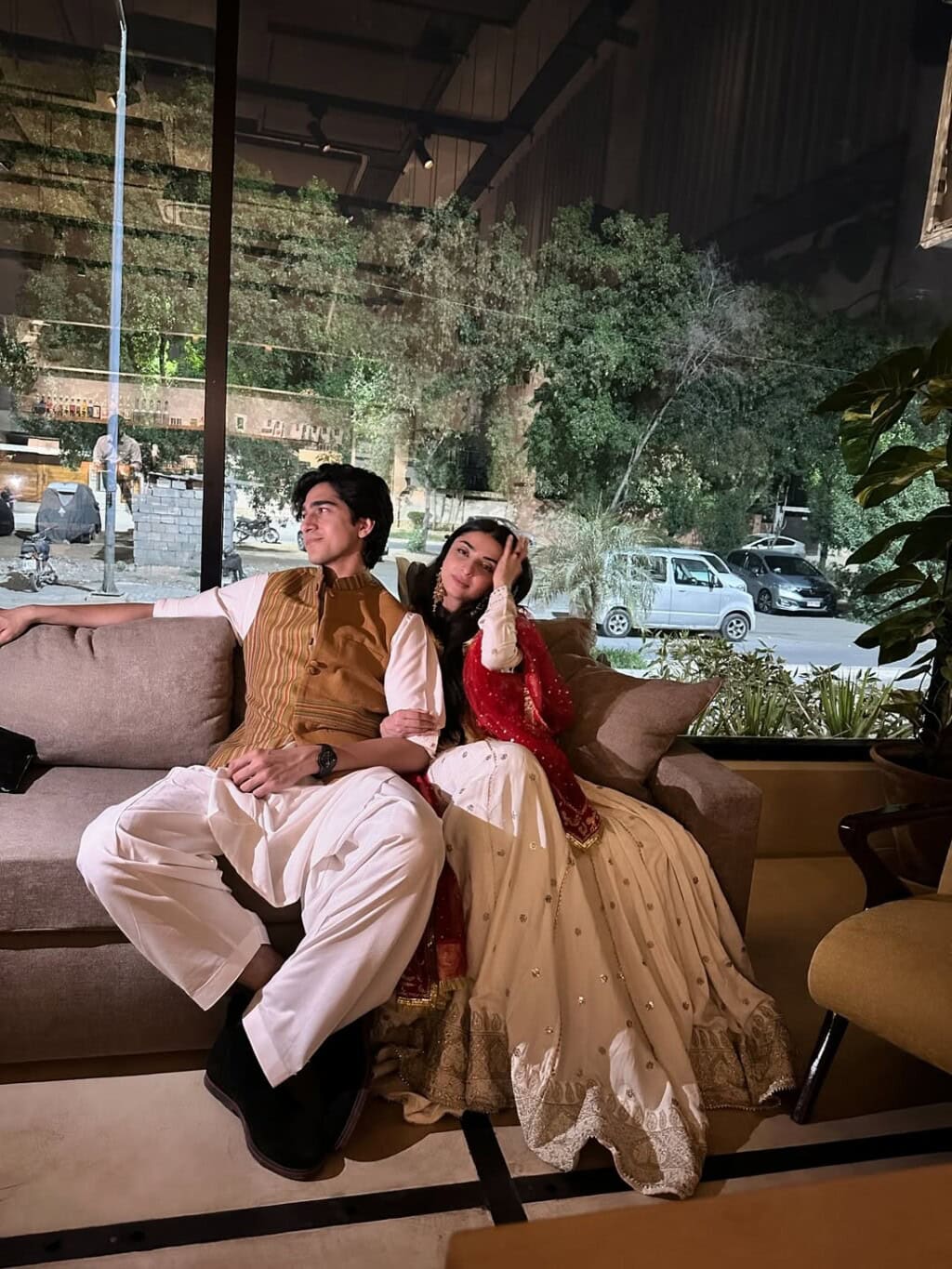 Naqaab & Meri Bahuain Fame Ahmed Rafique Nikkah Pictures | Reviewit.pk