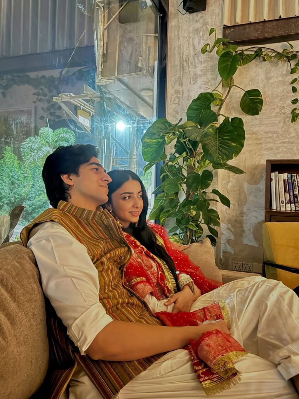 Naqaab & Meri Bahuain Fame Ahmed Rafique Nikkah Pictures | Reviewit.pk