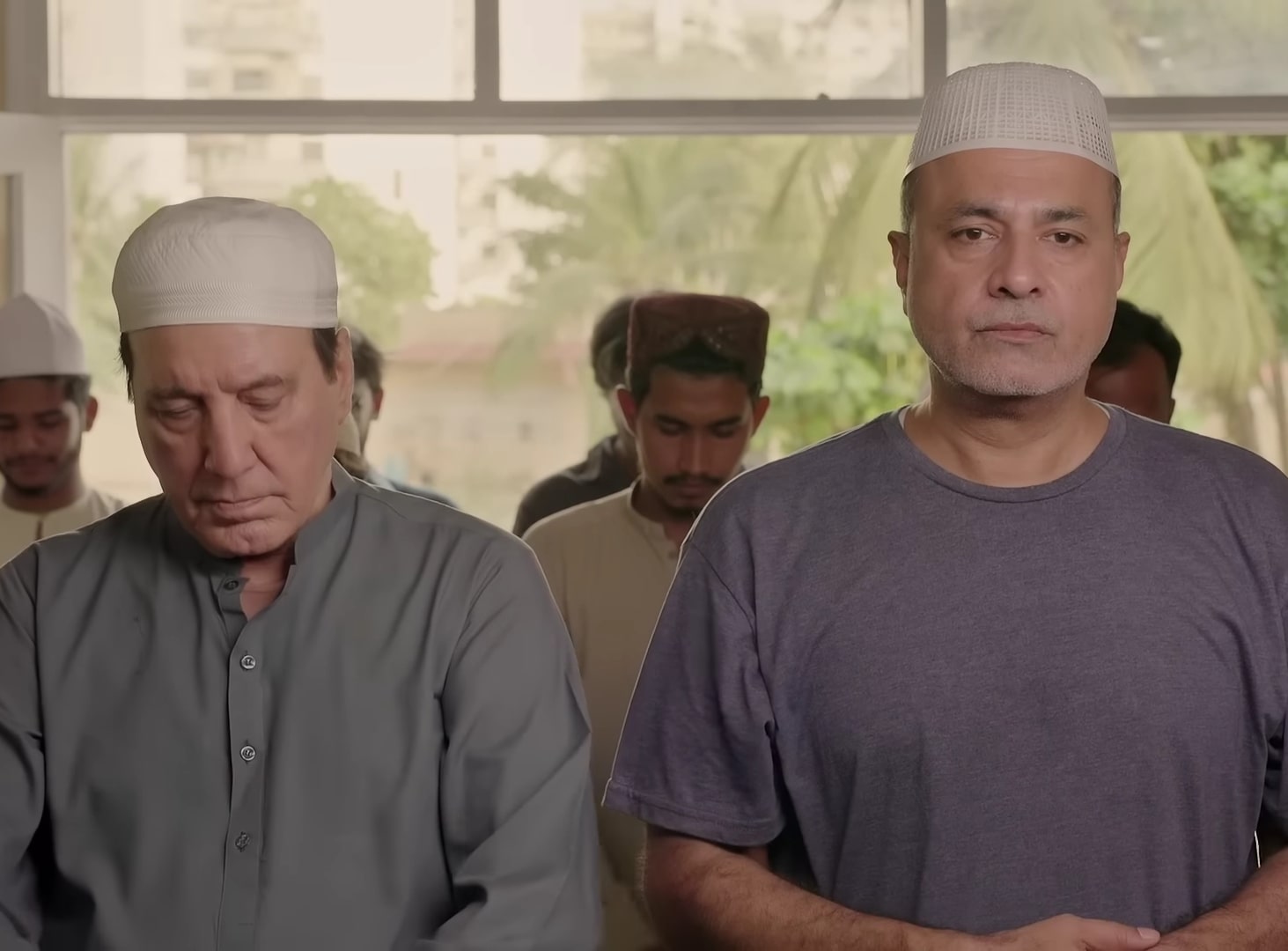 Jama Taqseem Episode 21 - Deepak Perwani's Respectful Portrayal Applauded | Reviewit.pk
