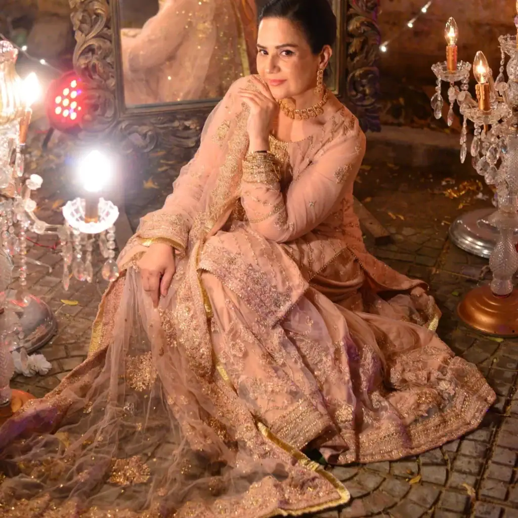 Munazzah Arif Advises Husband For Second Marriage | Reviewit.pk