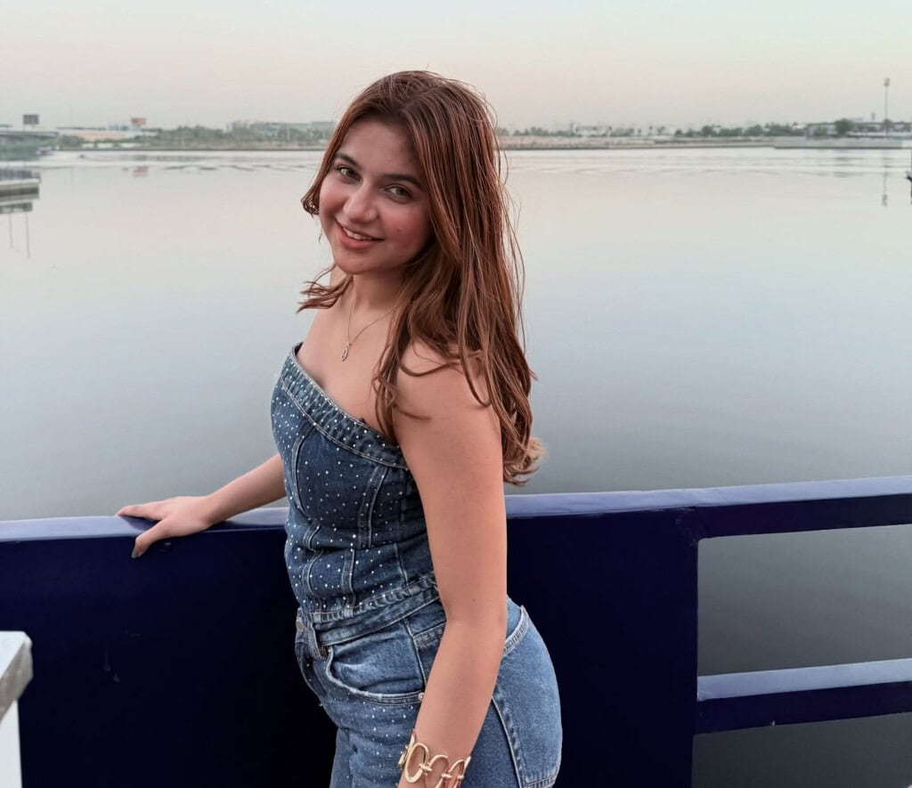 Rajab Butt’s inappropriate chat with Samiya Hijab goes viral