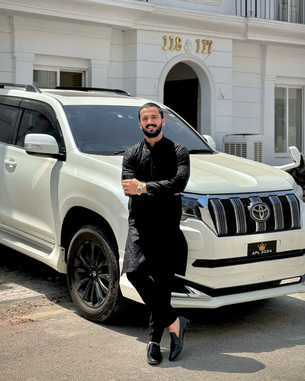 Warda Malik Reveals Reality Behind Famous Influencers' Income | Reviewit.pk