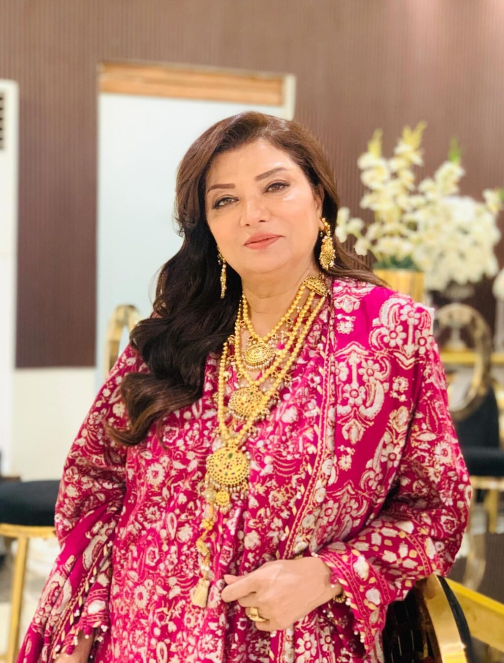 Shaheen Khan Shares Painful Divorce Story | Reviewit.pk