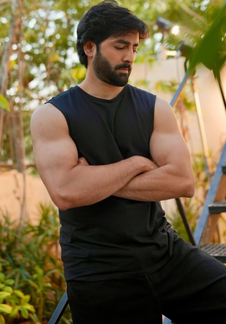 Hiba Bukhari and Yasir Hussain Call Danish Taimoor Salman Khan of ...