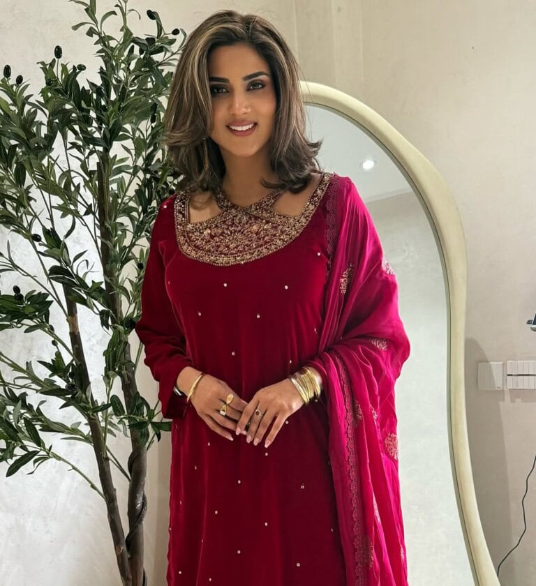 Fiza Ali's Take On Hira Mani & Alina Amir Viral Ramp Walk Controversy ...