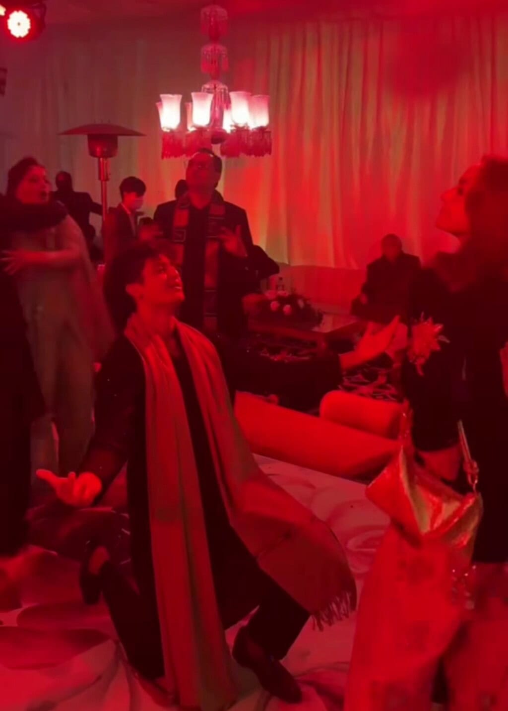 Nadia Khan's Dance with Son on Indian Song Raises Questions | Reviewit.pk