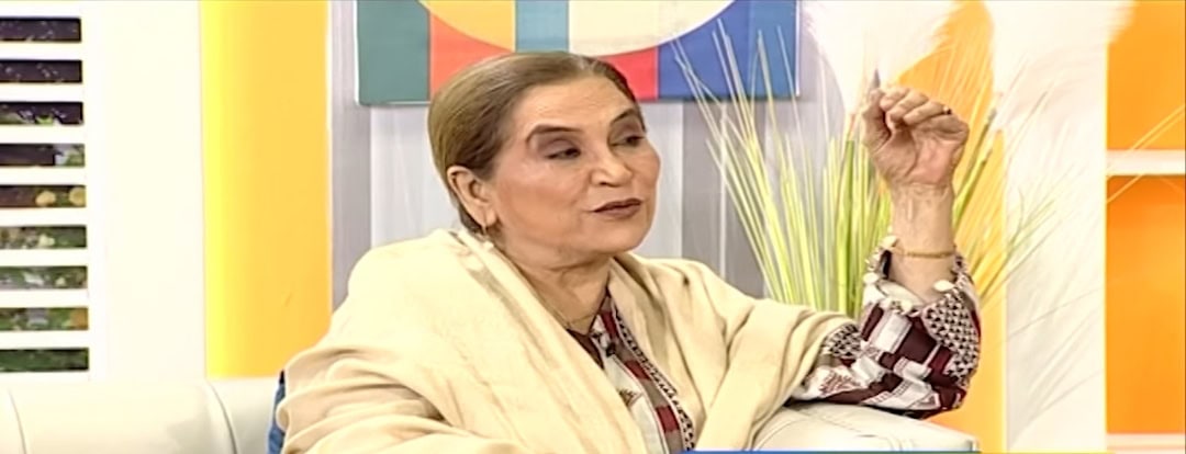 Parveen Akbar About Her Clever Punjabi Saas | Reviewit.pk