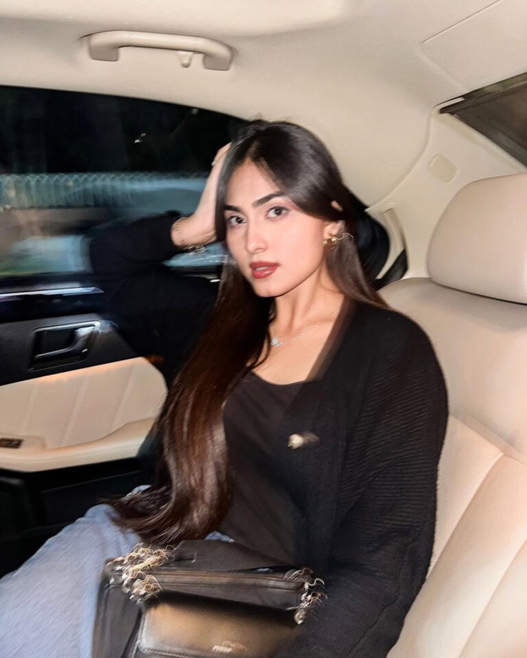 Fairy Tale Famed Amna Youzasaif Baat Pakki Pictures | Reviewit.pk