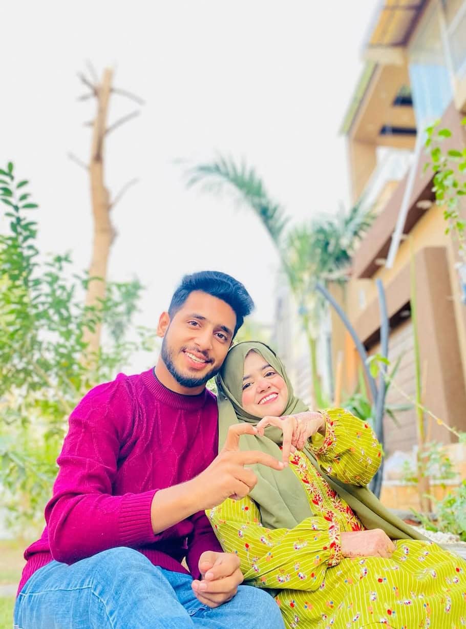 Pyari Maryam's Viral Reel from Last Vlog Sparks Debate | Reviewit.pk