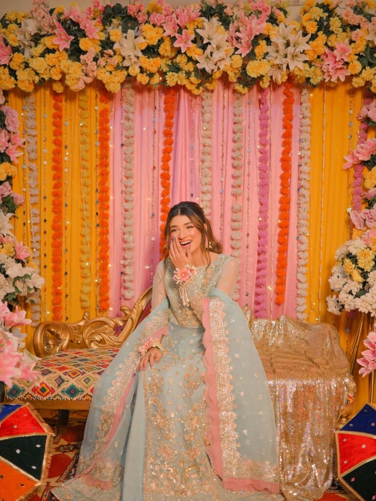 Rehma Zaman HD Haldi & Dholki Events Pictures & Video | Reviewit.pk
