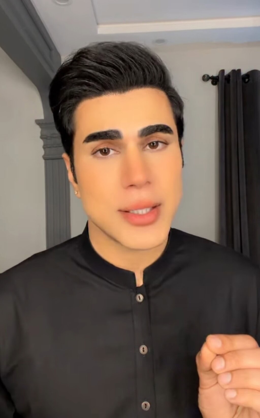 Ken Doll Shares Apology Video | Reviewit.pk