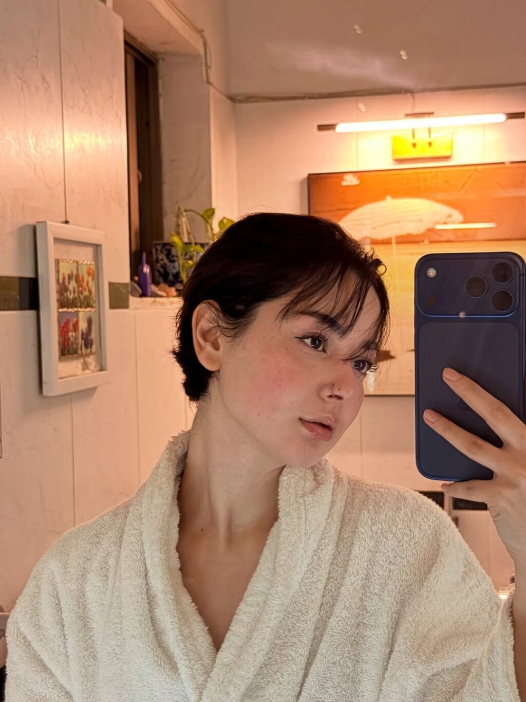 Hania Aamir's Pixie Cut Gets Reactions | Reviewit.pk